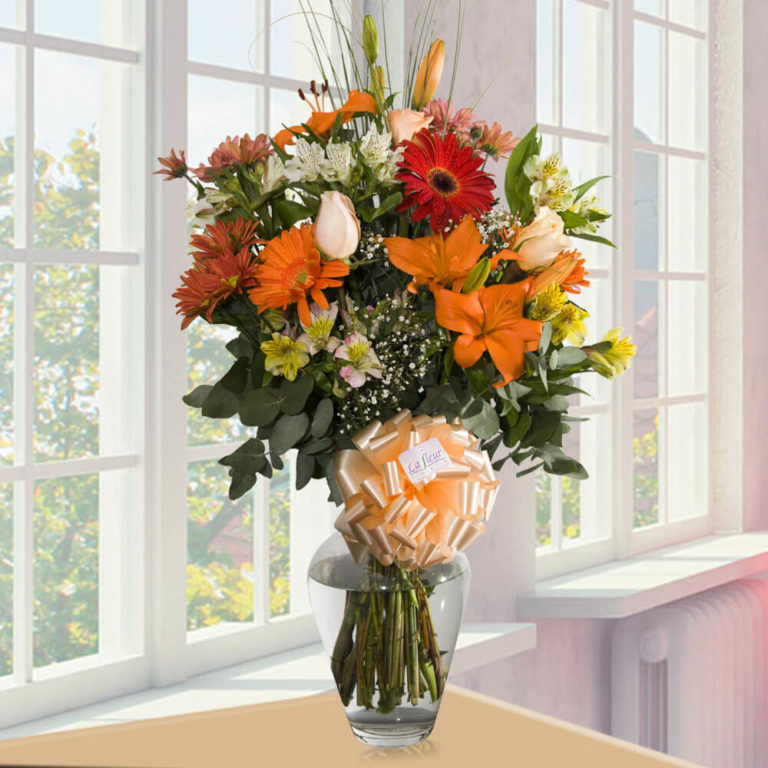 Bouquet - Ramos en Florero de Rosas y Flores Variadas - Florería la Fleur